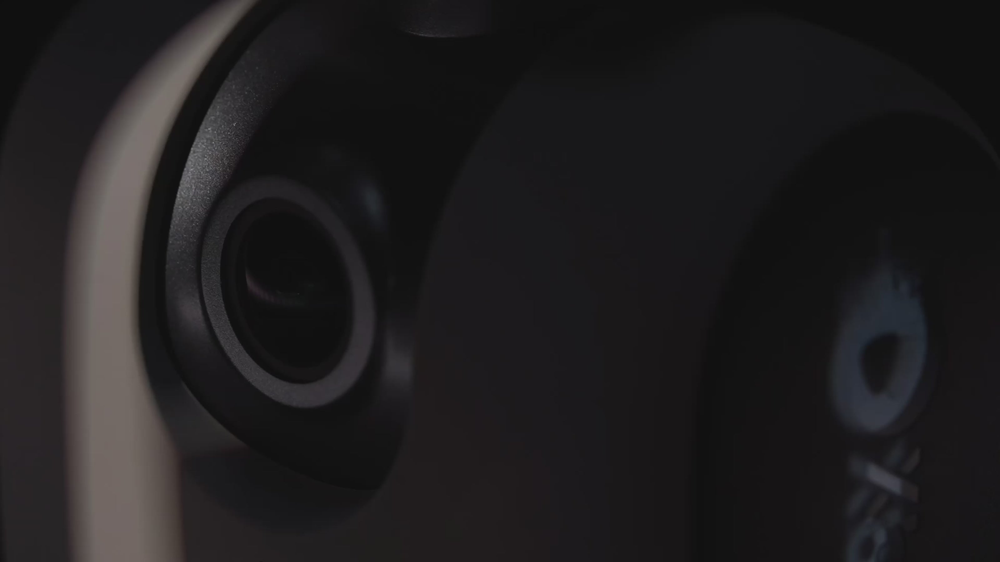 Chameleon | Auto Tracking Sports Camera System | XbotGo