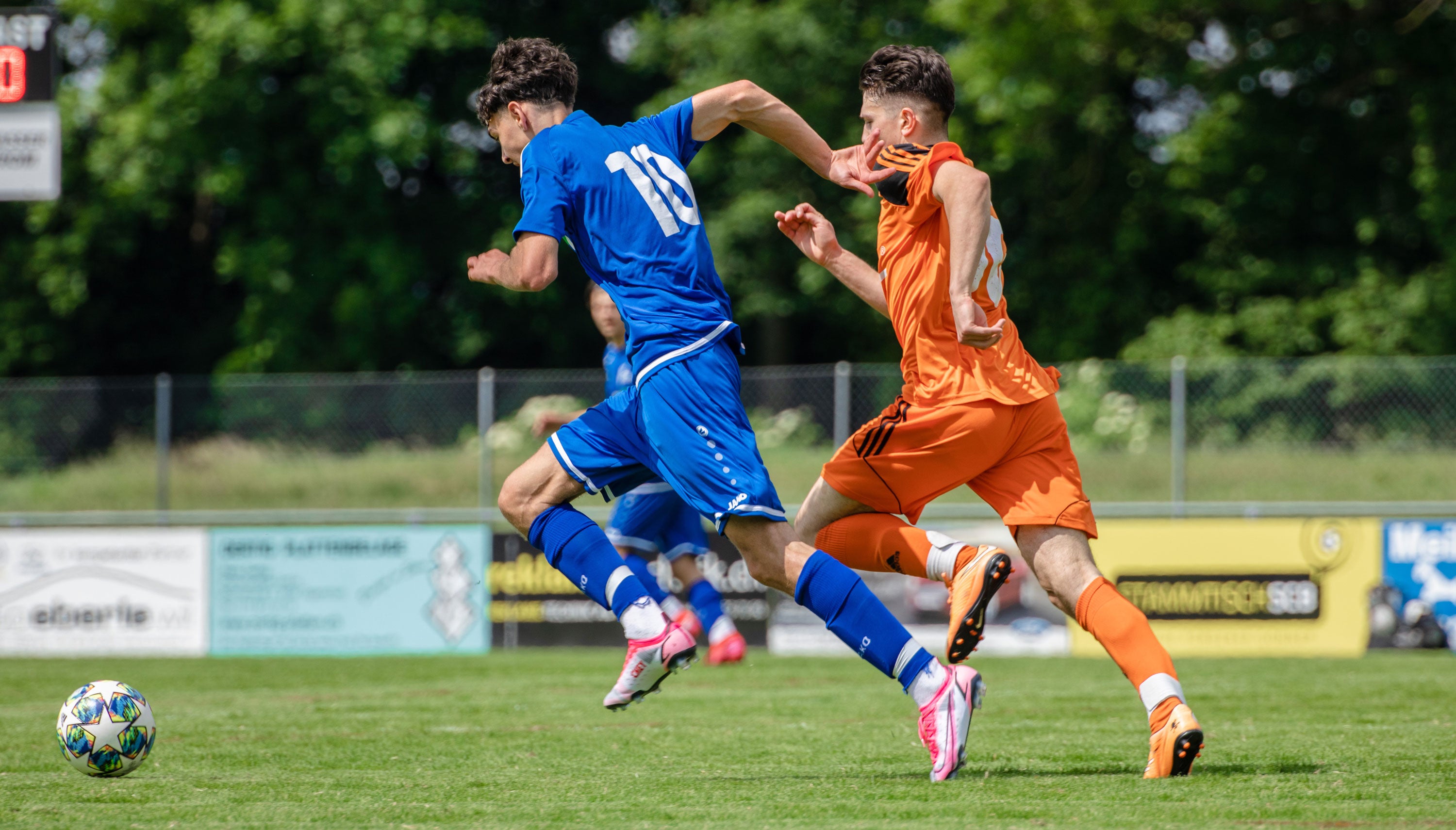 AI Powered and Auto Tracking Camera System for Sports | XbotGo